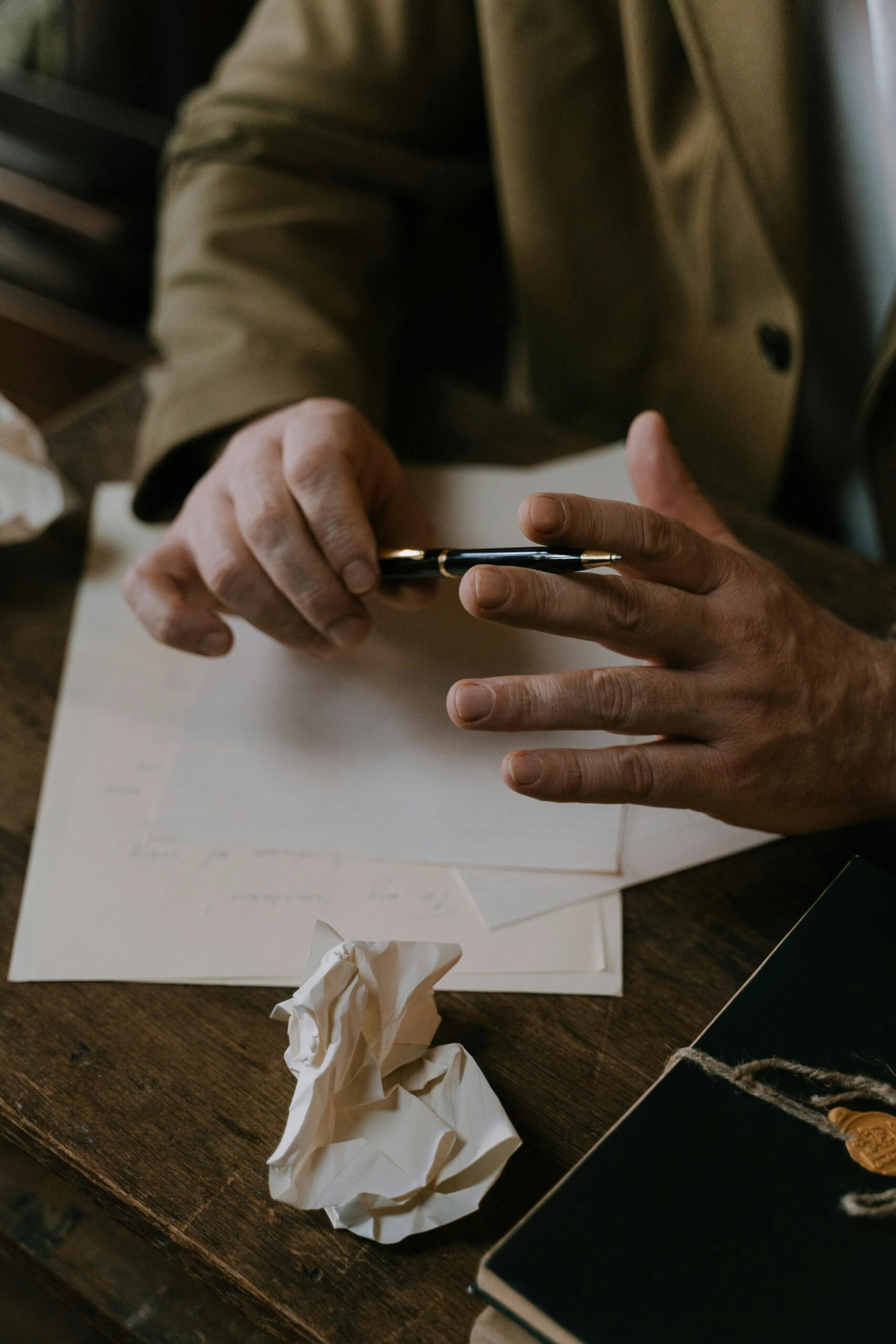 Journaling for Beginners: How to Keep a Journal Consistently - Calm ...